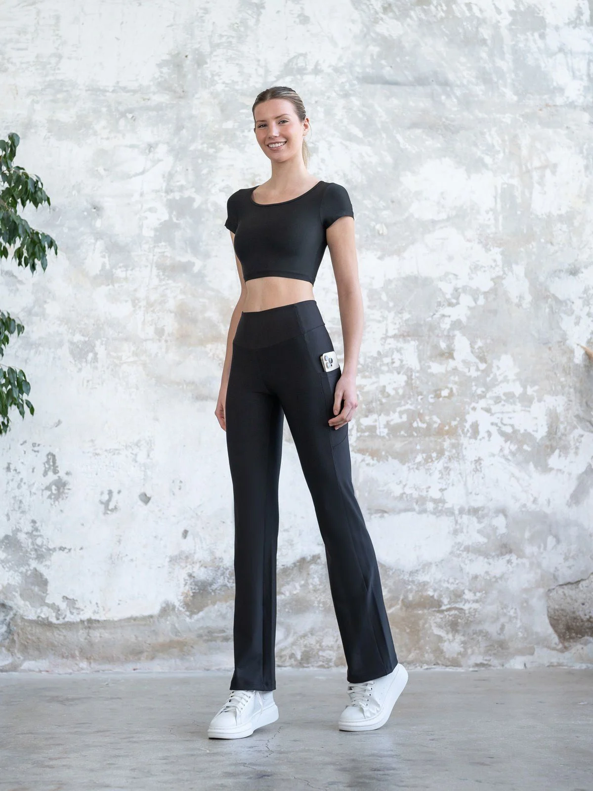 Helanke sa džepovima - Utility Luxe - Velora Helanke